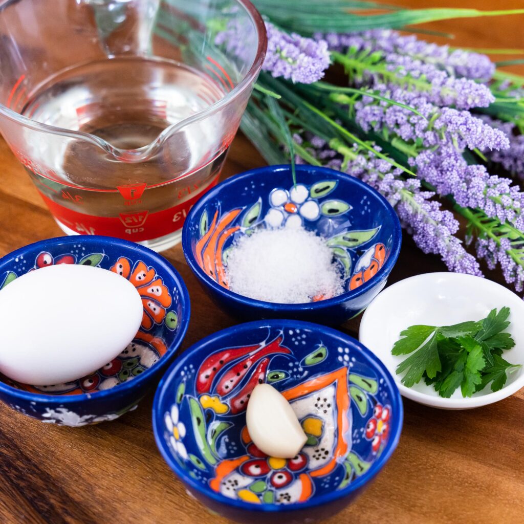 Easy Way to Make Alioli - Que Bien Sabe by Marina