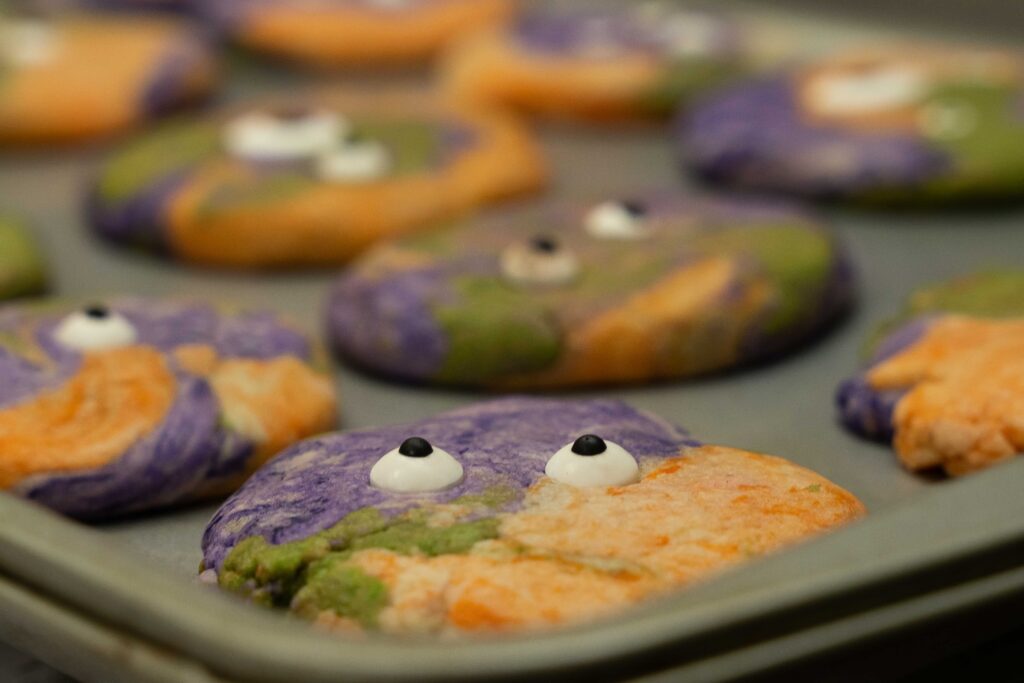 Funny and Yummy Halloween Butter Cookies - Que Bien Sabe by Marina